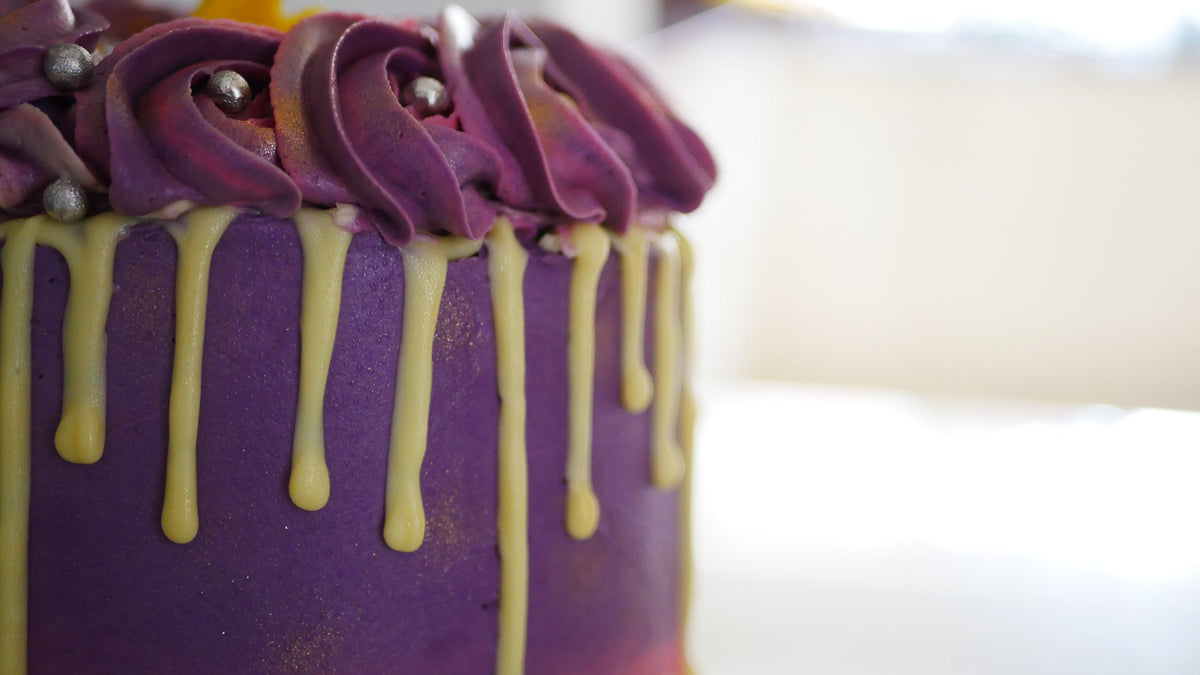 Purple Drip Cake | Farah's Dessert Heaven – FARAH'S DESSERT HEAVEN