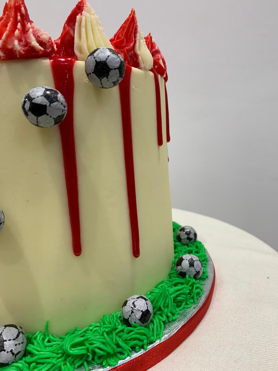 Red FC Theme Cake | Farah's Dessert Heaven – FARAH'S DESSERT HEAVEN